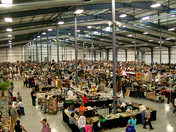 Antique heaven under soaring ceilings. Every table promises the possibility of that perfect vintage score.