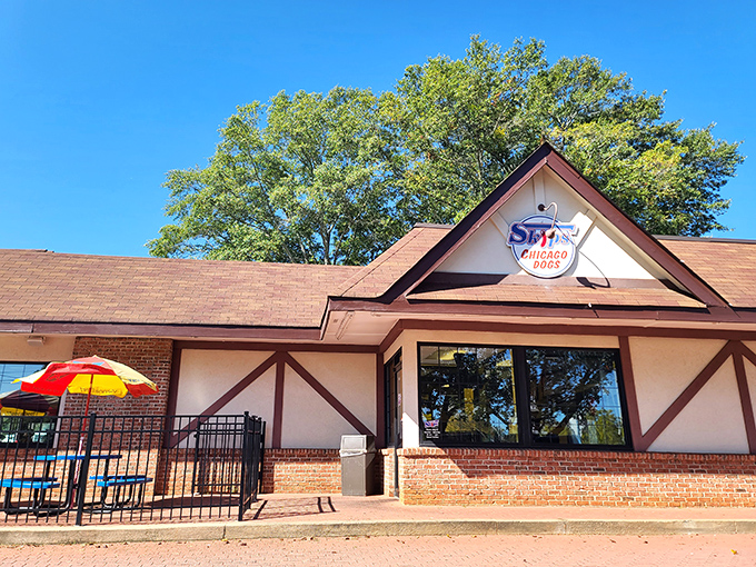Authentic Chicago dogs served beneath Georgia sunshine. Skip's proves you don't need a plane ticket to enjoy the Midwest's greatest culinary export.
