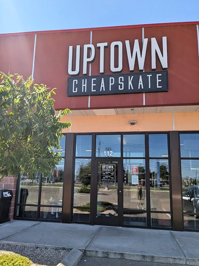 That sleek storefront holds fashion treasures inside&mdash;like a stylish pirate chest without the need for a map.