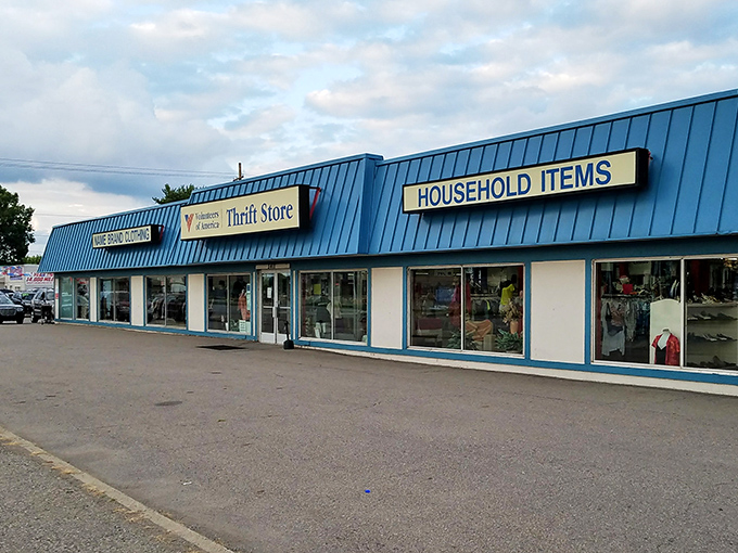 Wide windows and clear signage &ndash; this VOA location isn't playing games when it comes to showing off its treasures.