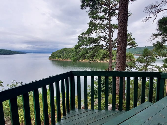 Million-dollar views without the price tag. This deck offers front-row seats to nature's greatest show&mdash;no subscription required.