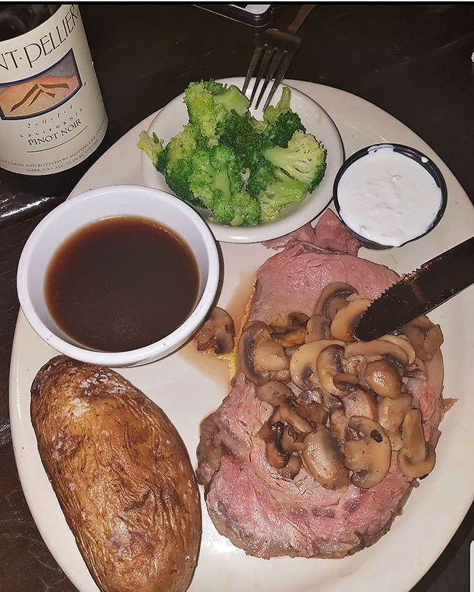 When prime rib gets the mushroom treatment, it's like a classic rock band adding strings—somehow even better than the original hit.