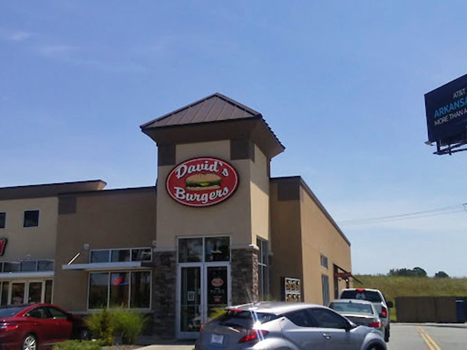 David's Burgers offers a perfect refueling station for hungry shoppers who've worked up an appetite hunting down deals on designer jeans.