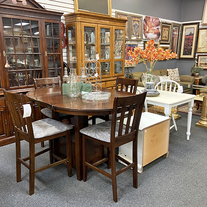 Dining areas staged with such care you half-expect to be invited to Sunday dinner—complete with those family stories that only get better with each telling.