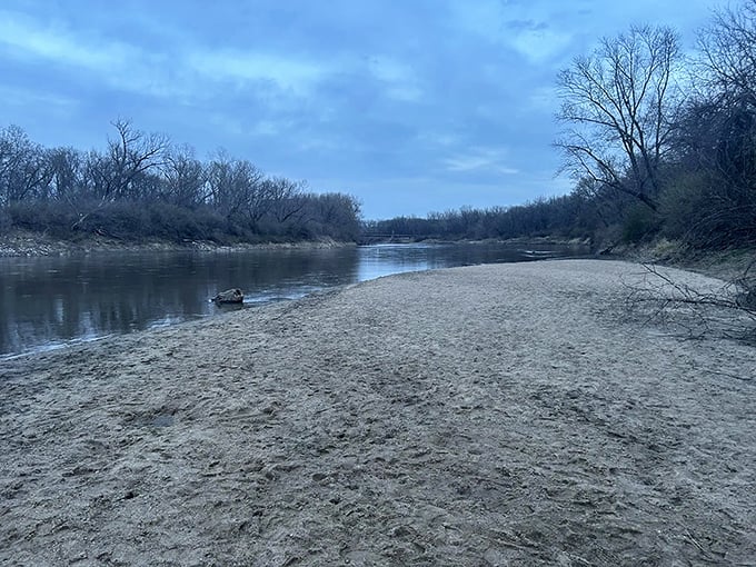 Nature's beach party requires no reservation. The Raccoon River's sandy shores offer a perfect spot for contemplation or skipping stones.