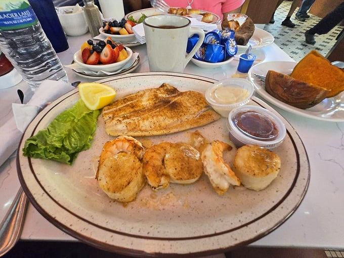 The seafood plate that proves Delaware knows its way around the ocean&mdash;perfectly seasoned scallops and fish that tastes like it just met the fryer.