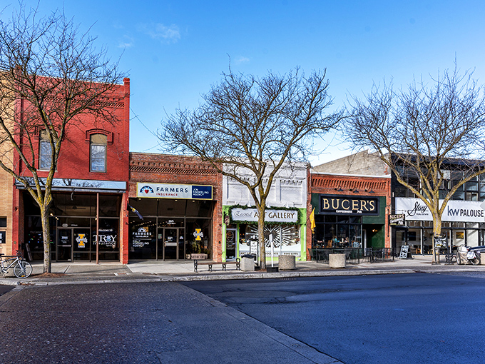 Downtown storefronts maintain their early 20th-century charm while housing thoroughly modern businesses. It's like Main Street USA without the Disney admission price.