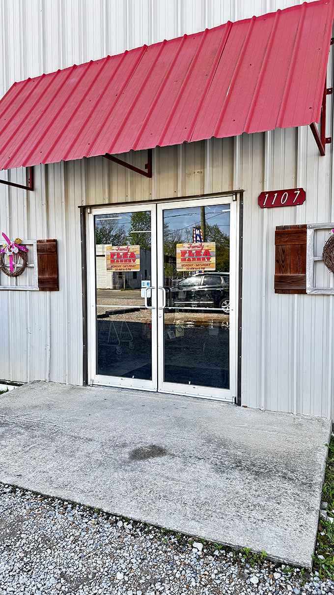 Clean, bright, and full of surprises! Family Flea Market's organized chaos makes finding that perfect something feel like winning a prize. 