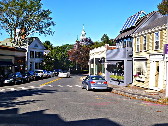Manchester-by-the-Sea's quaint downtown looks straight out of a romantic comedy where everyone finds love by the third act.