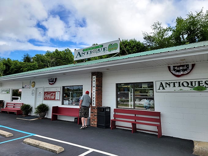 What Todd's Antique Mall lacks in size, it makes up for in character &ndash; that Coca-Cola bench practically begs you to sit a spell.
