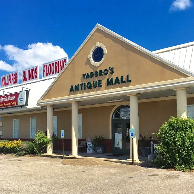 Yarbro's imposing columns suggest you're entering an institution of higher antiquing &ndash; Jackson's premier destination for the historically inclined.