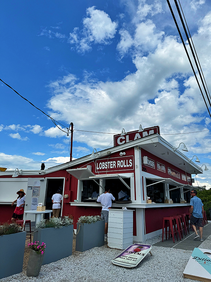 Under string lights and stars, this seaside spot transforms paper plates of seafood into memories that last all winter long.
