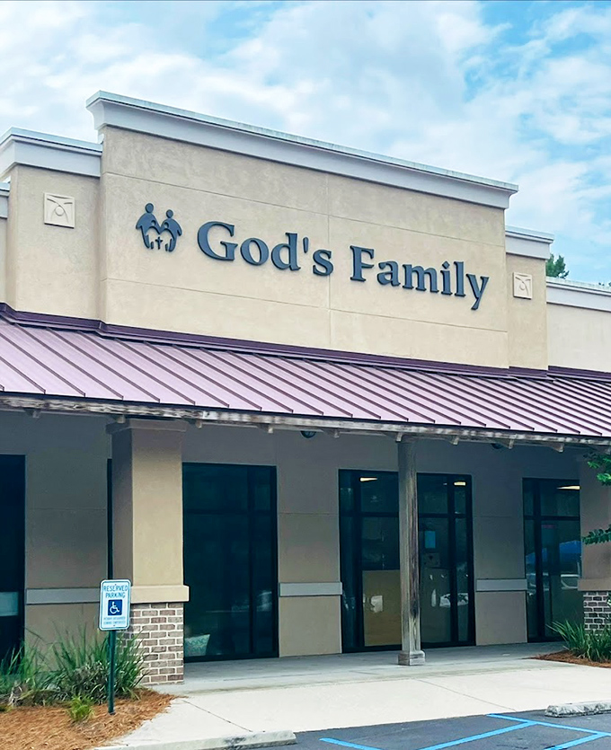 Lowcountry charm meets heavenly deals. The thoughtful architecture hints at the equally thoughtful curation waiting inside.