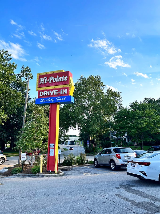 Those burger glamour shots on Hi-Pointe's vibrant exterior aren't false advertising &ndash; they're a mouth-watering preview of coming attractions.