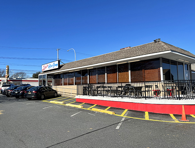 The warm glow of Lucky's windows promises pancakes that would make your grandmother jealous of their fluffiness.