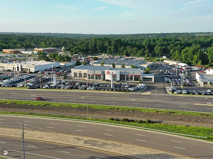 You don't need to be Sherlock Holmes to deduce why retirees love Martinez. Those green spaces and blue skies are free with every home purchase!