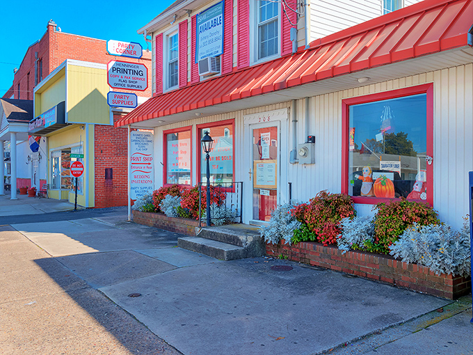 Millsboro's colorful buildings create an inviting atmosphere for new residents. Where even the architecture seems to be saying "come on in, stay awhile."
