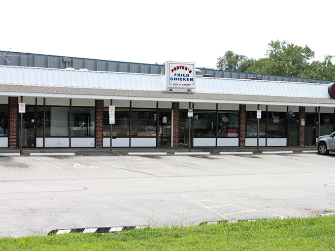 That classic chicken logo has become a beloved St. Louis landmark, guiding hungry locals to crispy, golden perfection for generations.