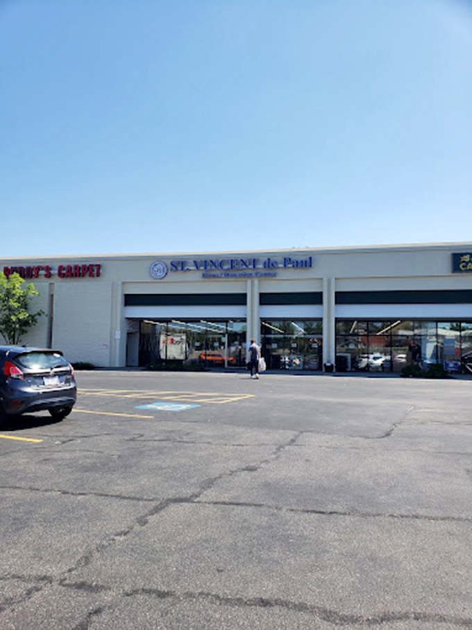 Bright skies and bright bargains&mdash;St. Vincent de Paul's Florence location is thrifting with a side of good karma.