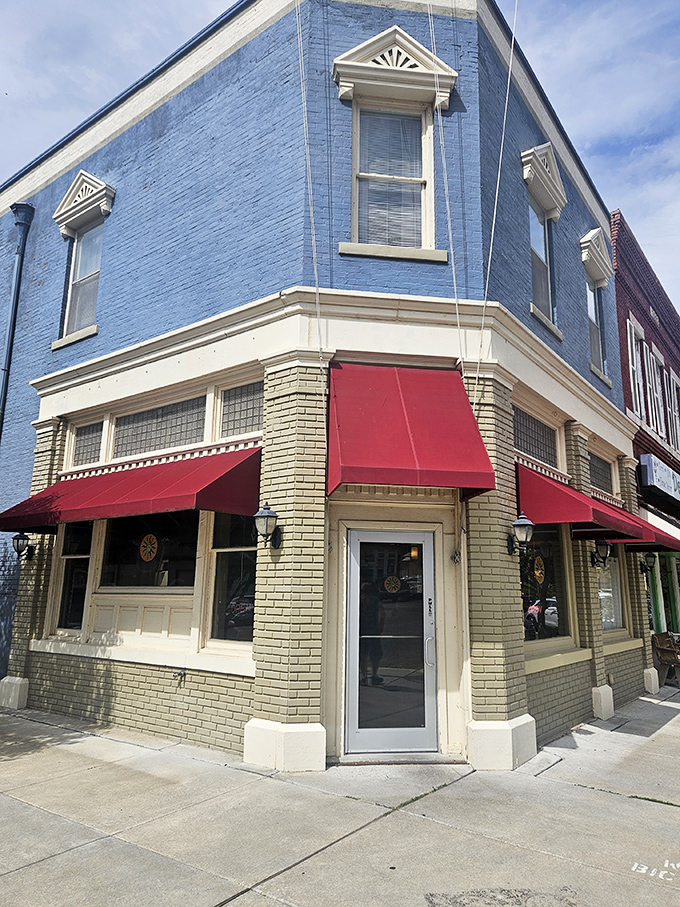 That blue building isn't just eye-catching; it's practically winking at you to come inside for a taste of Lindsborg's culinary creativity.