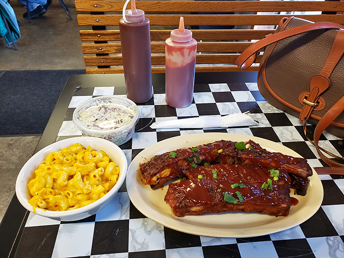 Ribs and mac & cheese&mdash;the barbecue power couple that's been making beautiful music together since someone first said, "You know what would go great with this?"