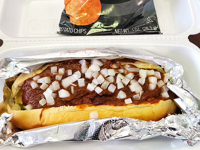 The chili dog with diced onions - comfort food engineering at its finest. This is what fast food chains have been unsuccessfully trying to replicate for decades.