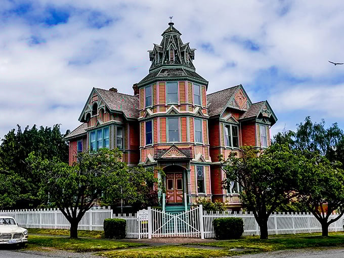 The Ann Starrett Mansion flaunts its Victorian flamboyance like your eccentric great-aunt who refuses to dress her age&mdash;and we're all better for it.