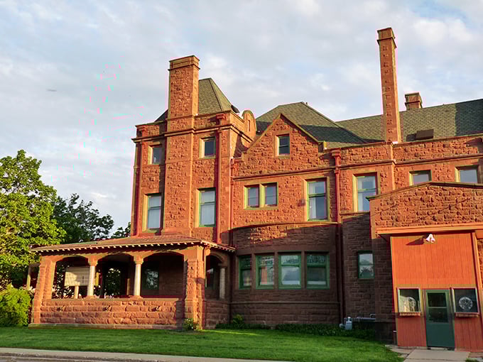 The Ringling family didn't just build a house&mdash;they created a sandstone masterpiece that screams "the circus business is booming!"