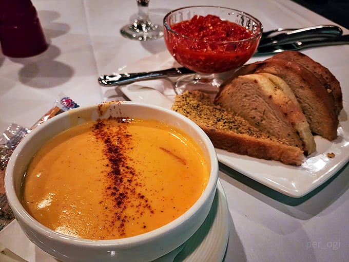 Bread surrounding soup like admirers around a celebrity. This bisque doesn't just warm your stomach—it hugs your soul.