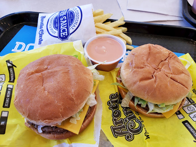 Two burgers, one plate, and that little cup of fry sauce in the middle&mdash;a Utah love triangle if I've ever seen one.