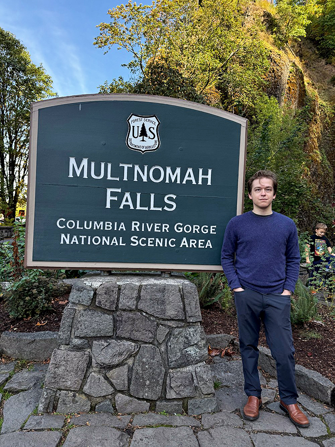 
Vista House at Crown Point offers panoramic gorge views that make you feel like you're in a vintage postcard. No filter needed here. 