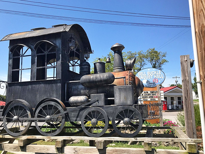 Bell Buckle's railroad heritage stands proudly on display. This locomotive sculpture reminds visitors of the town's origins as a bustling rail stop.