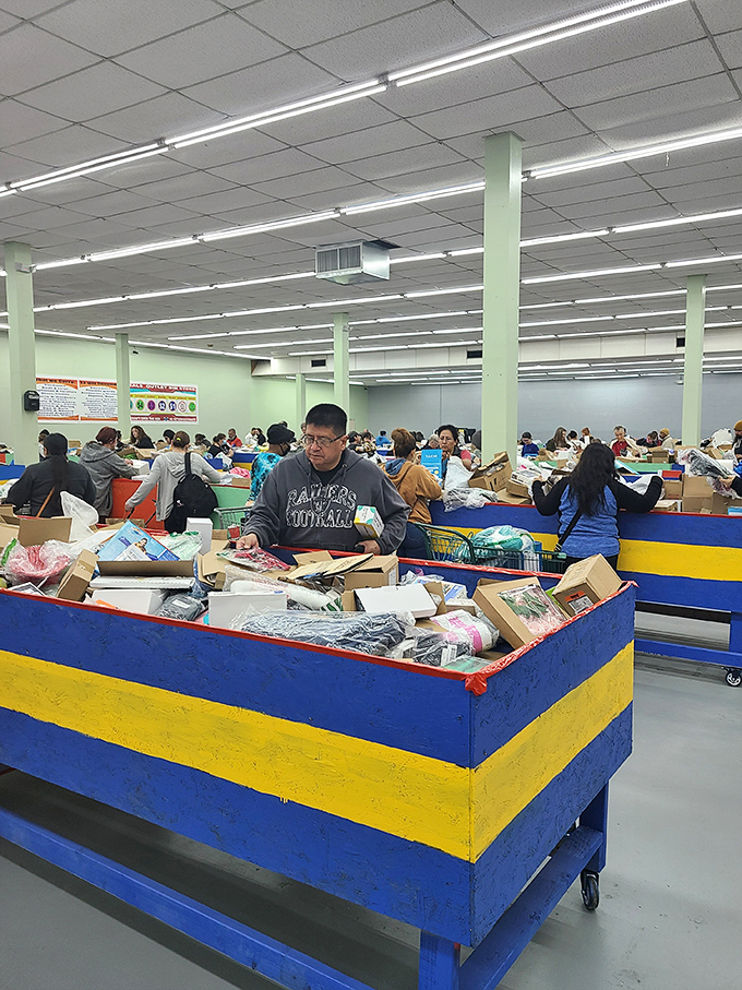 The weekly pricing schedule creates a fascinating psychological game. Wait for lower prices or grab it now? Decisions, decisions!