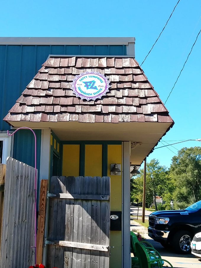 Fatty Lumpkins' quirky shingled entrance looks like a fairy tale cottage where happily-ever-after comes between two slices of bread.