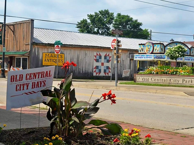 Mark's Antiques embraces the "weathered barn" aesthetic with gusto. That yellow sign is like a gold nugget against rustic planks.