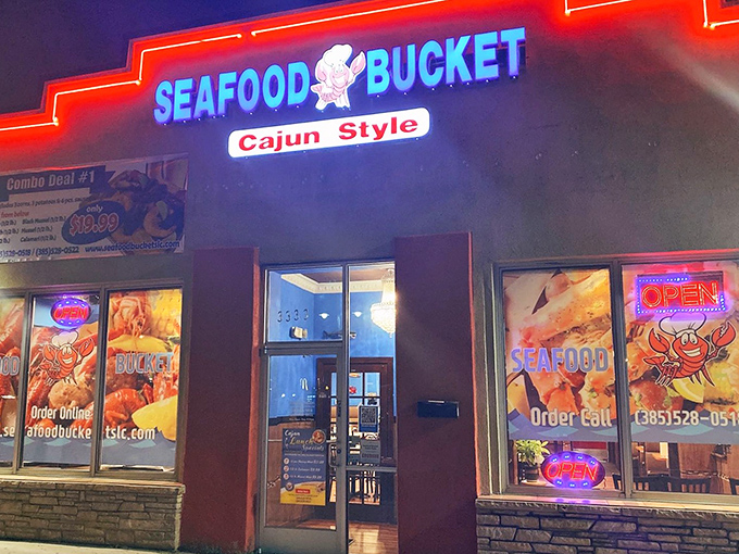 Seafood Bucket's neon glow cuts through the night like a siren call for the butter-starved&mdash;promising Cajun heat in the Utah cool.