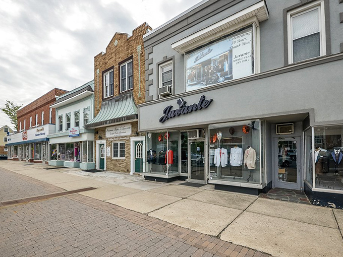 Vineland: Small-town America with a vibrant downtown pulse. Where Main Street still matters more than Amazon Prime.