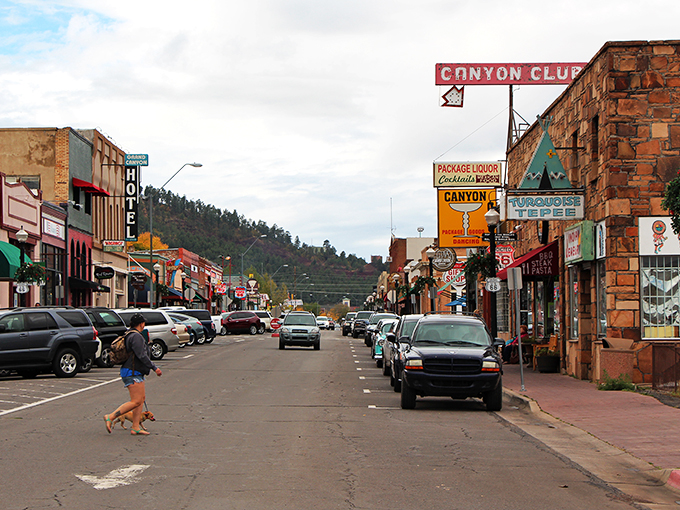 Williams' historic downtown glows with Route 66 nostalgia and the promise of Grand Canyon adventures just up the road.