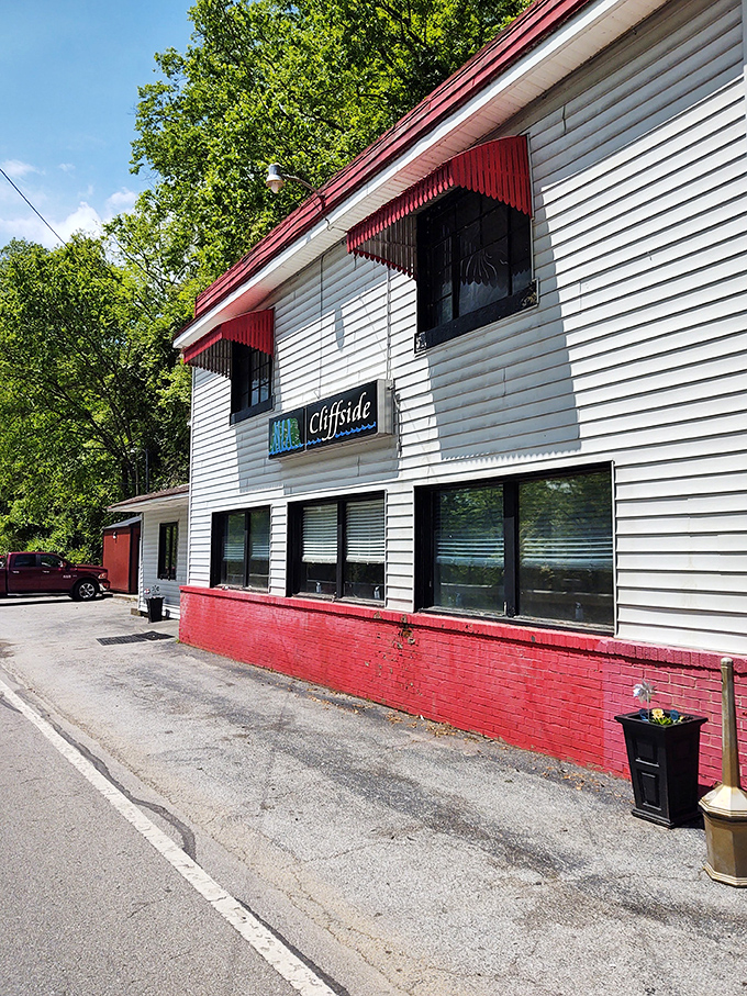 Cliffside Diner: White siding, red trim, and the promise of pancakes&mdash;the universal language of "pull over, you're gonna be happy here."
