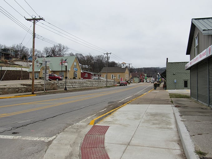 Limestone bluffs tower over this river town that knows how to weather storms and welcome visitors with open arms.