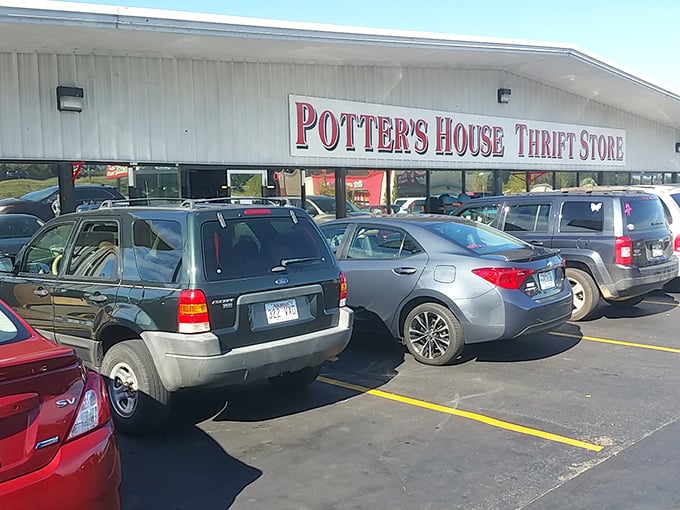 A full parking lot tells you everything&mdash;Potter's House is where the savvy shoppers congregate. Follow the crowd to the finds!
