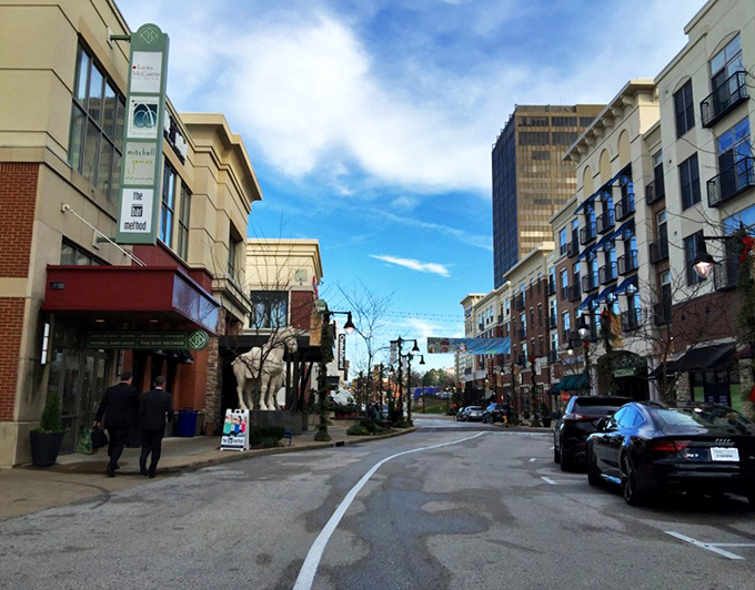 The well-developed commercial district of Richmond Heights brings amenities close to home without bringing big-city housing costs.