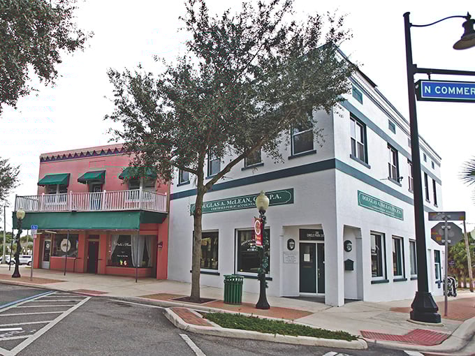 Sebring's downtown maintains that increasingly rare "real Florida" feel &ndash; where buildings are colorful and parking isn't a competitive sport.