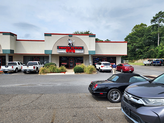 Modern on the outside, traditional on the inside. That parking lot fills up fast when smoke starts rolling!