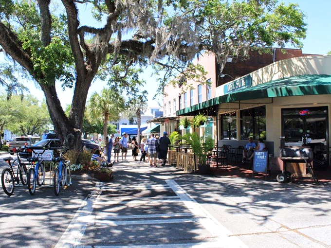 Beneath Spanish moss and coastal sunshine, St. Simons Island reveals its casual charm. Better than any postcard you've ever received!