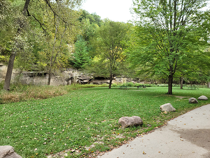 A picnic area nestled against ancient sandstone walls offers the kind of dining backdrop that even five-star restaurants can't compete with.