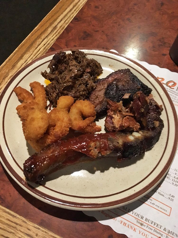 Barbecue artistry on full display. The smoke ring on that meat is like nature's way of applauding the pitmaster's patience and skill.