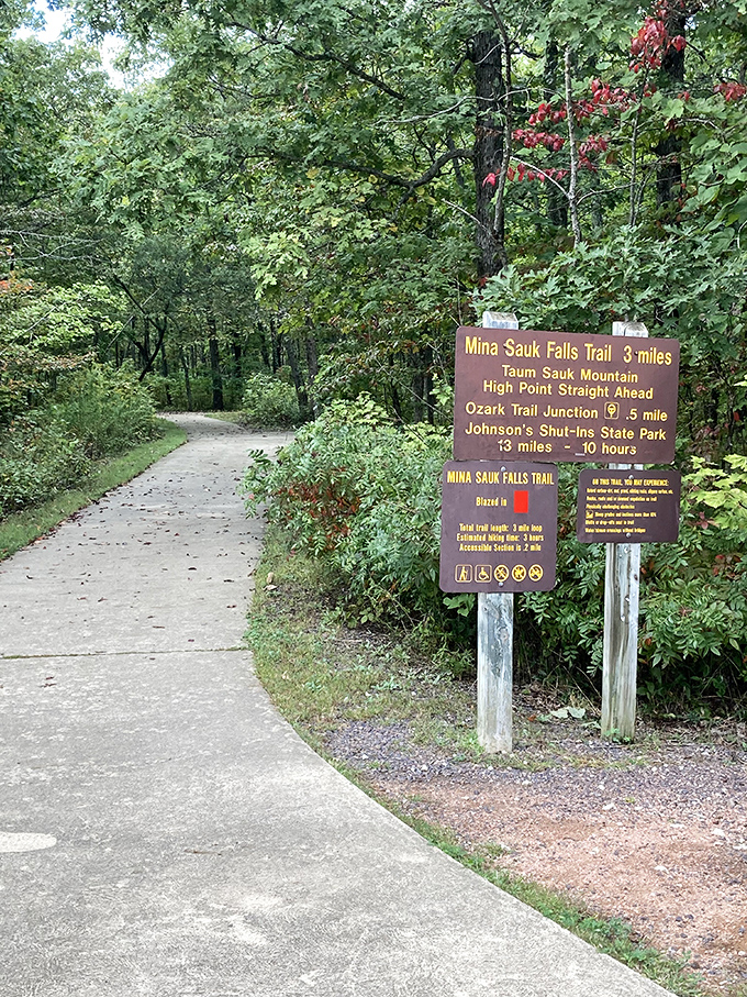 Another helpful sign appears just when you're wondering if you've made a terrible mistake. The accessible section offers beauty without requiring mountain goat abilities.