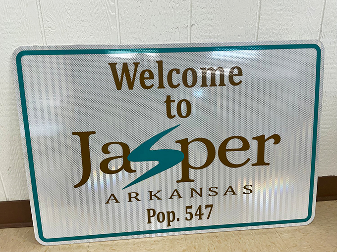 Population: 547 isn't just a number on Jasper's welcome sign – it's a promise that you'll never wait in line for coffee.
