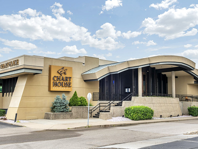 Chart House's modern architecture makes a statement by day - sophisticated seafood with a side of spectacular river views.